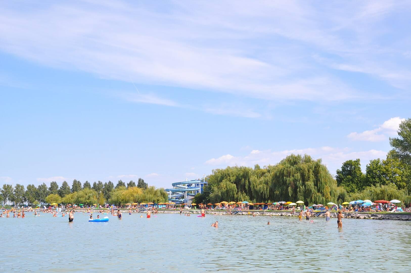 Kihirdették a legjobb balatoni strandok névsorát a 20. Kék Hullám ...